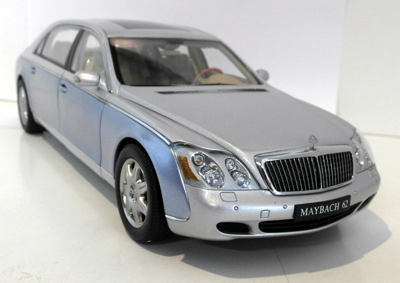 Autoart 1/18 Scale Diecast 76163 - Maybach 62 LWB Nayarit Silver / Azur ...