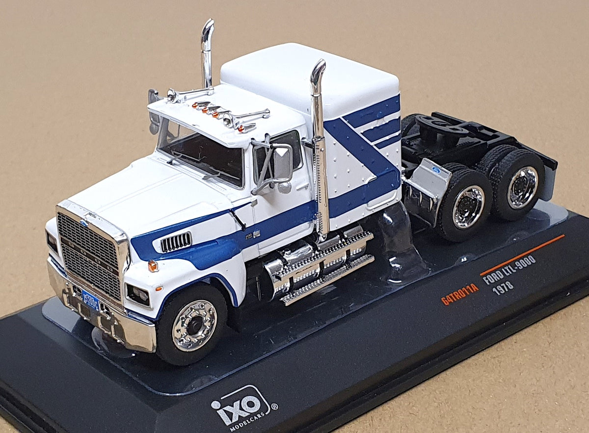 Ixo Models 1/64 Scale 64TR011A - 1978 Ford LTL 9000 Truck - White/Blue ...