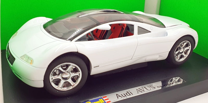 Revell 1/18 Scale Diecast 08913 - Audi Avus Quattro - White — R.M.Toys Ltd
