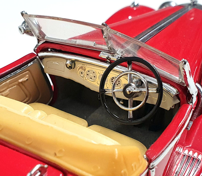 Franklin Mint 1/24 Scale FMC11 Mercedes Benz 500K Special Roadster Display Case — R.M.Toys Ltd