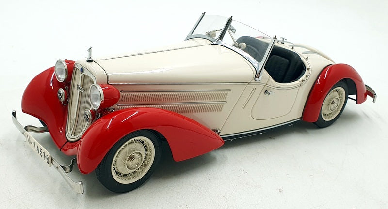 CMC 1/18 Scale Diecast M-075C Audi Front 225 Roadster 1935 - White/Red ...