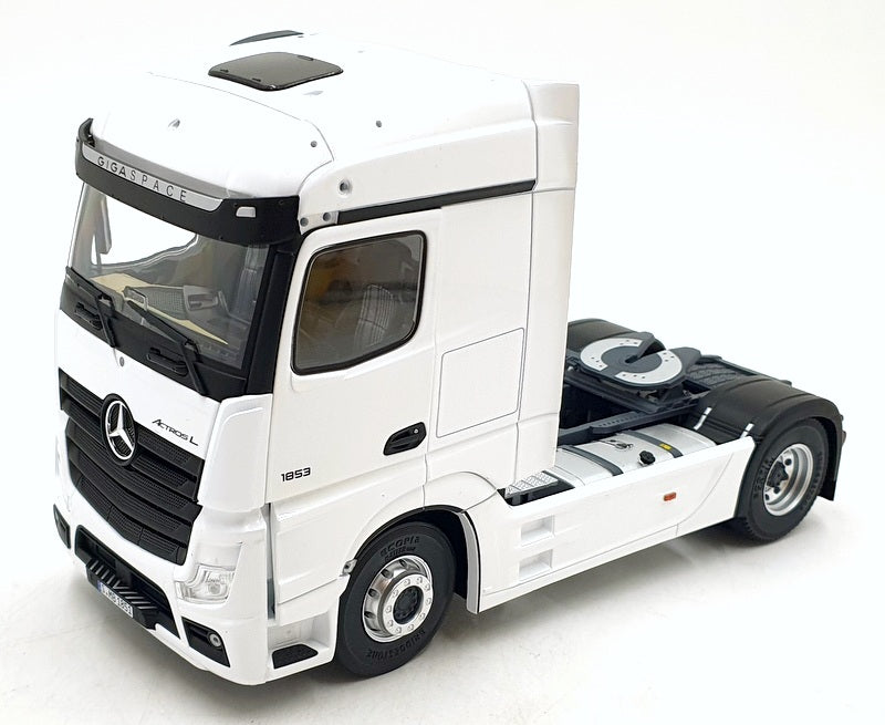 Solido 1/24 Scale Diecast S2400203- 2019 Mercedes-Benz Actros L - White — R.M.Toys Ltd