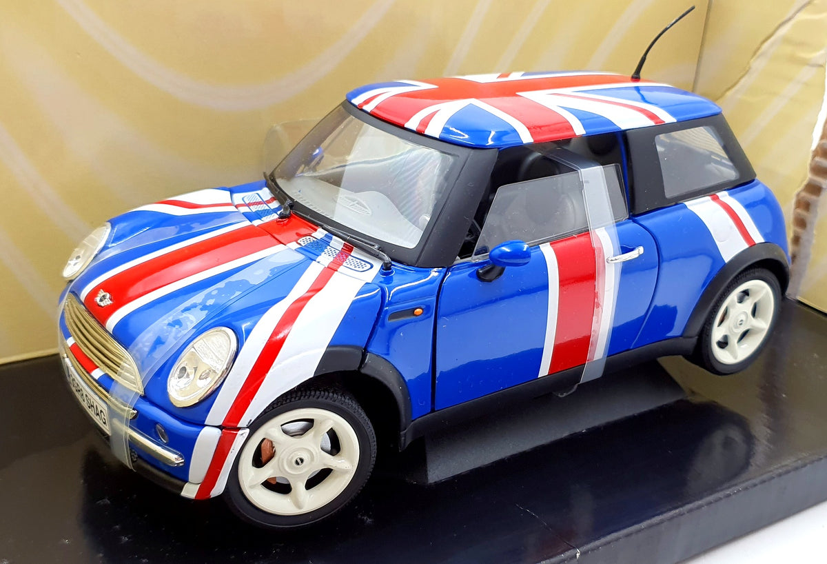 Ertl 1/18 Scale Diecast 33593 - Mini Cooper Austin Powers Union Jack ...