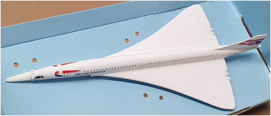 Corgi Appx 18cm Long Diecast 59902 - Concorde New Livery - British ...