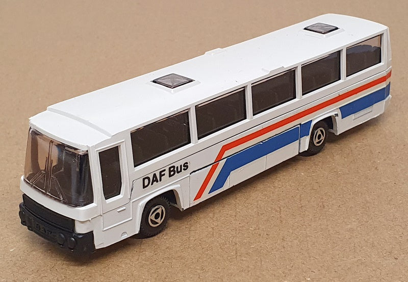 Etsi 1/87 Scale Diecast 187DAF - DAF Coach Bus - White — R.M.Toys Ltd