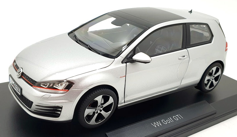 Norev 1/18 Scale Diecast 188551 - VW Golf GTI 2013 - Reflex Silver — R ...