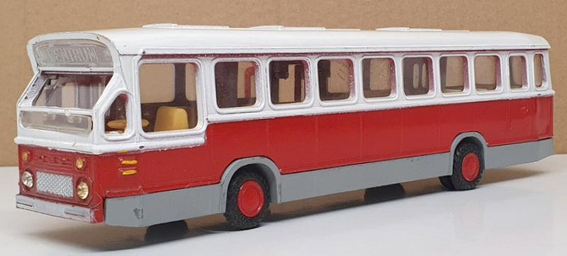 Lion Toys 1/50 Scale Diecast No. 38 - DAF City Bus - White/Red — R.M ...
