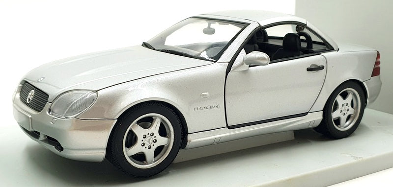 UT Models 1/18 Scale Diecast 26151 - 1996 Mercedes Benz SLK 230 ...