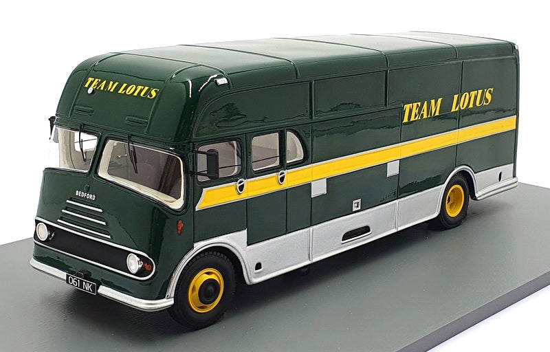 Spark 1/43 Scale S6003 - 1961-1963 Bedford Team Lotus Transporter ...