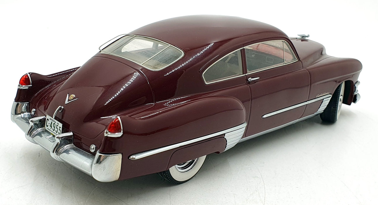Neo 1/18 Scale NEO18245 - Cadillac Series 62 Club Coupe - Met Dark Red ...