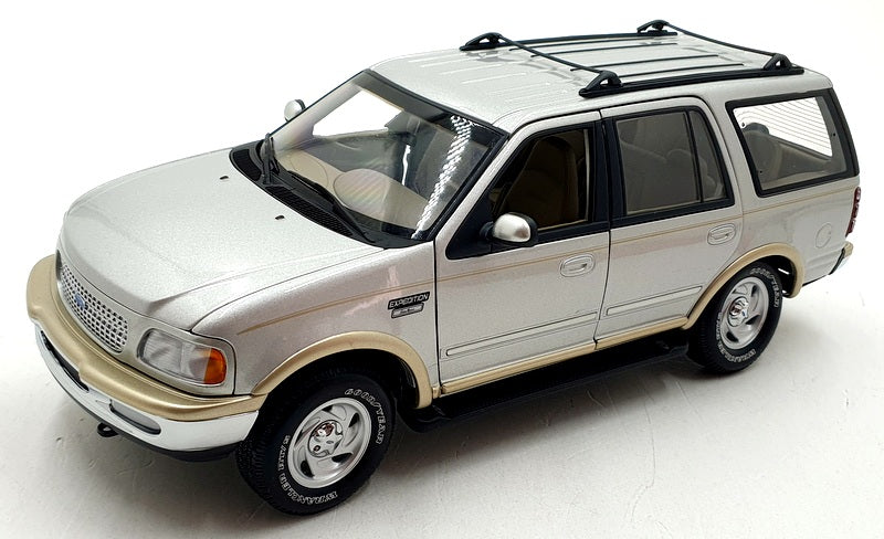 UT Model 1/18 Scale Diecast 22711 - Ford Expedition Eddie Bauer Ver ...