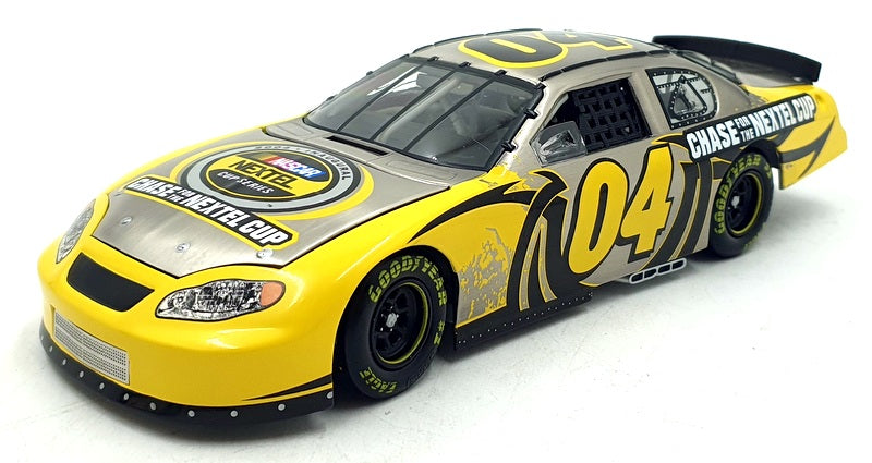 Action 1/24 Scale 108274 - Chevrolet Monte Carlo 2004 Nextel Cup NASCAR ...