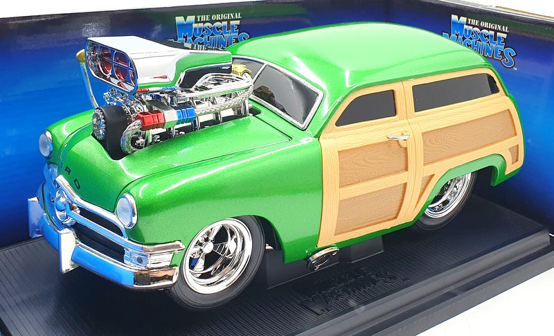 Muscle Machine 1/18 Scale Diecast 61184 - 1950 Ford Woody Green/Brown ...