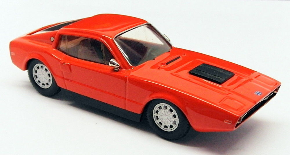 Tin Wizard 1/43 Scale Model Car 1112 - 1970 Saab Sonett - Red — R.M ...