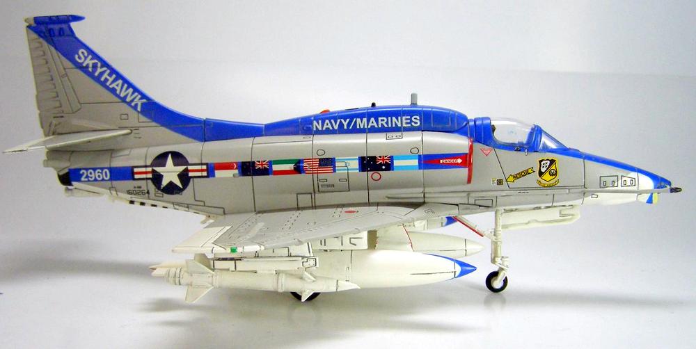 Hobby Master 1/72 Scale HA1401 - Douglas A-4M Last Skyhawk — R.M.Toys Ltd