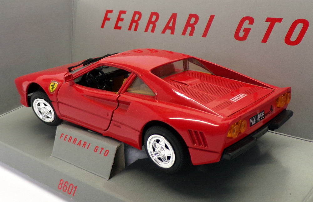 Revell 1/24 Scale Model Car 8601 - Ferrari GTO - Red — R.M.Toys Ltd