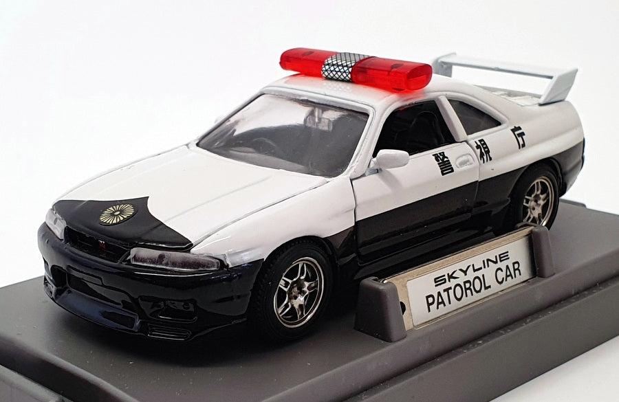 MTECH 1/43 Scale MP-06 - Nissan Skyline Patrol Car - White/Black — R.M ...
