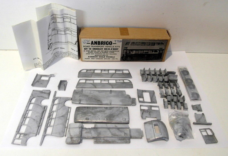 Anbrico models OO Scale KIT25 Crossley DD42 8' Body White metal bus kit ...