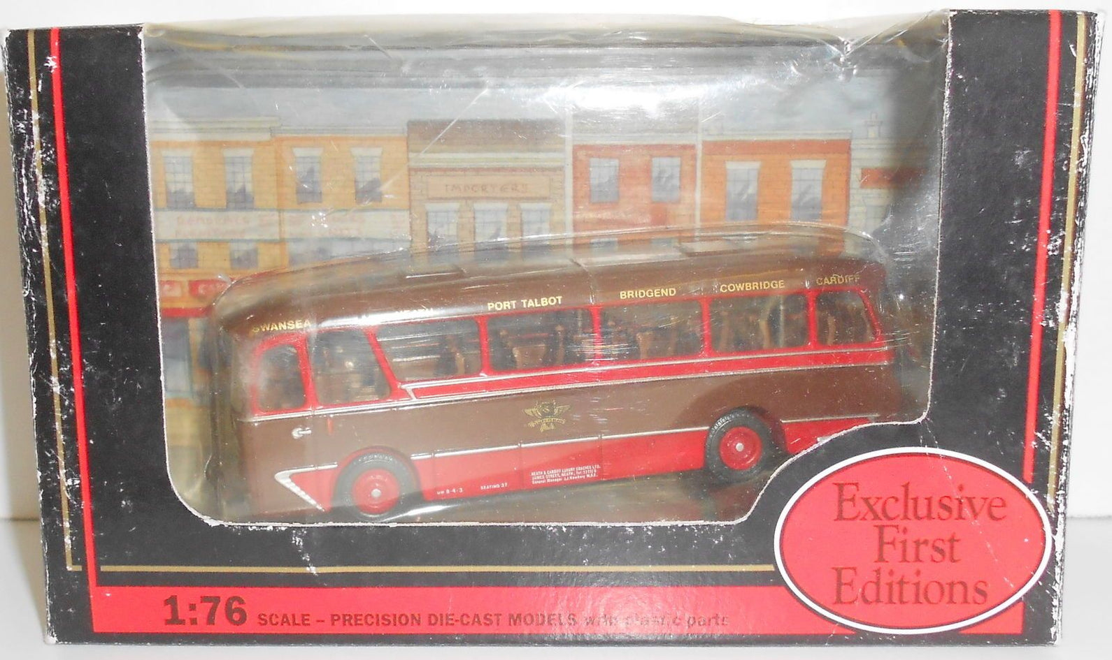 EFE 1/76 12105 CAVALIER COACH NEATH & CARDIFF — R.M.Toys Ltd