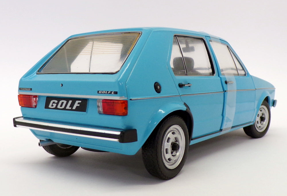 Solido 1/18 Scale Model Car S1800208 - Volkswagen Golf - Miami Blue — R ...