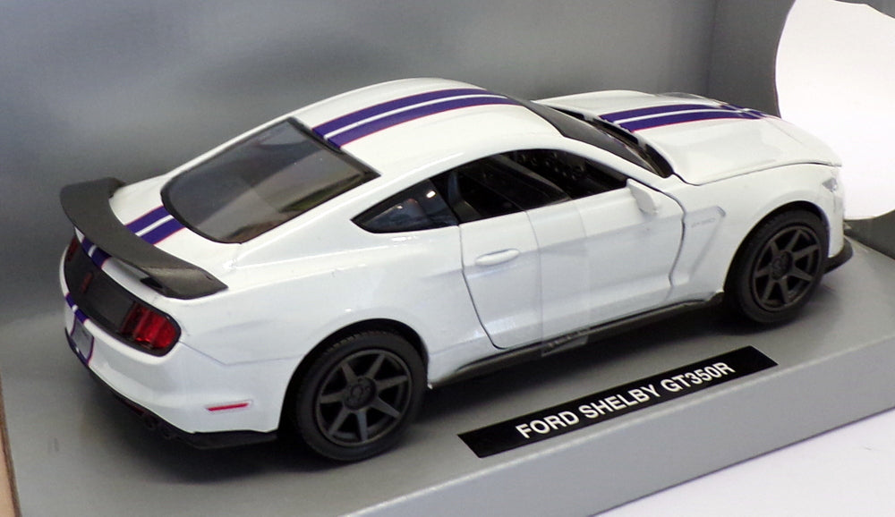 NewRay 1/24 Scale Model Car 71833 - Ford Shelby GT3500R - White — R.M ...