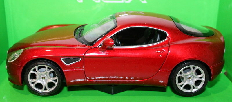 Welly NEX 1/24 Scale 22490W - Alfa 8C Competizione - Candy Red — R.M ...