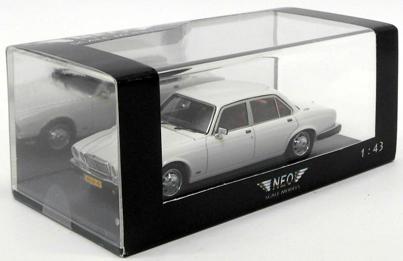 Neo 1/43 Scale Resin Model Car NEO43149 - Jaguar XJ SIII 4.2 - White ...