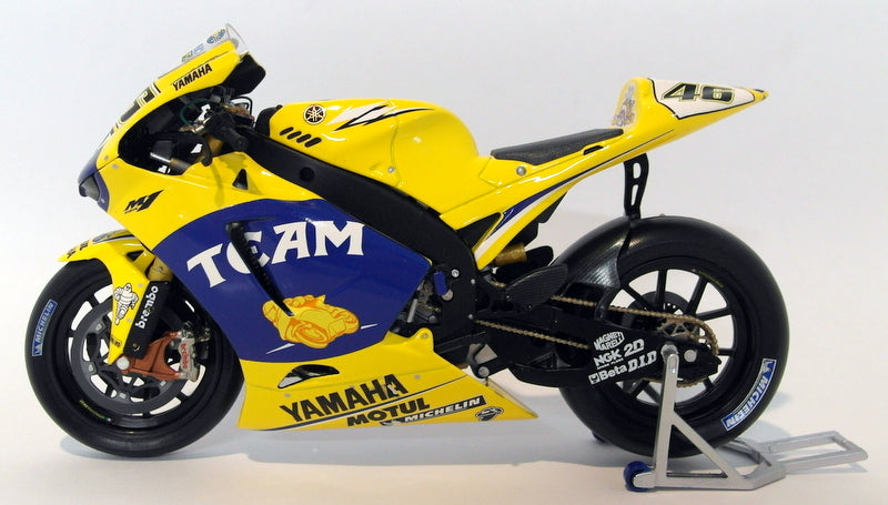 Minichamps 1/12 Scale Diecast 122 063046 Yamaha YZR-M1 Conversion Rossi ...