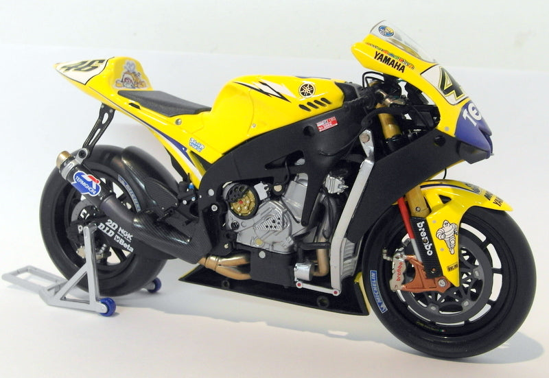 Minichamps 1/12 Scale Diecast 122 063046 Yamaha YZR-M1 Conversion Rossi ...